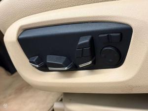 Blue BMW 520 2015 in Marijampole, with an engine capacity of 2.00 L and mileage of 225 thousand km for 9650 €, photo 6 on AUTOMOTO.COM.LV
