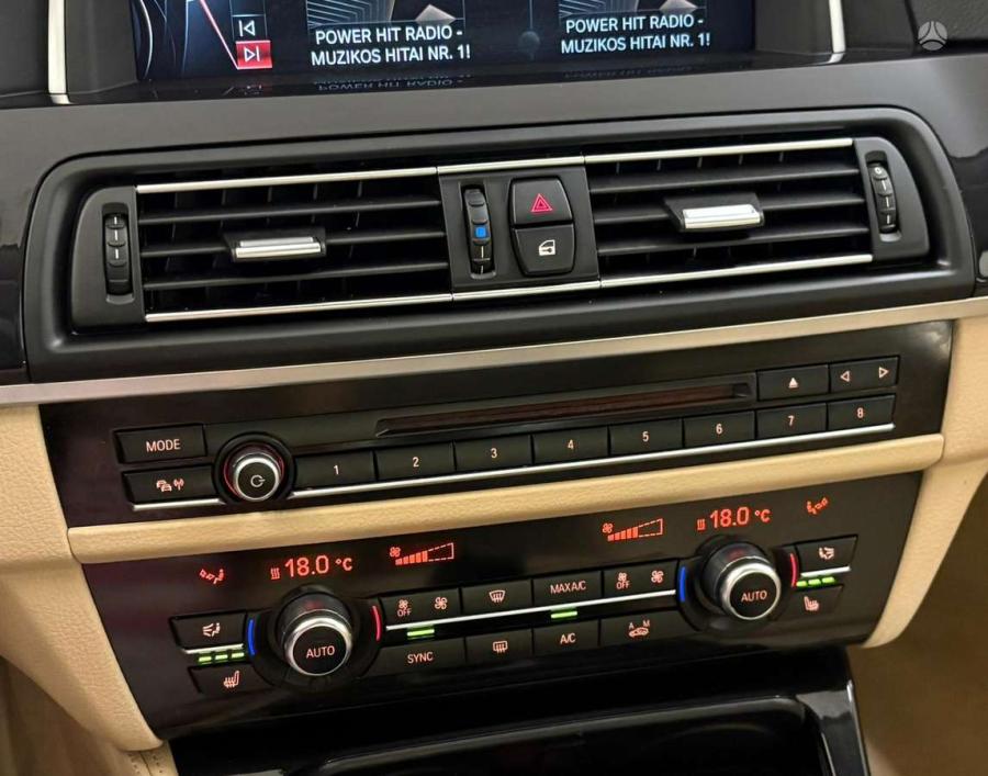 Blue BMW 520 2015 in Marijampole, with an engine capacity of 2.00 L and mileage of 225 thousand km for 9650 €, photo 25 on AUTOMOTO.COM.LV