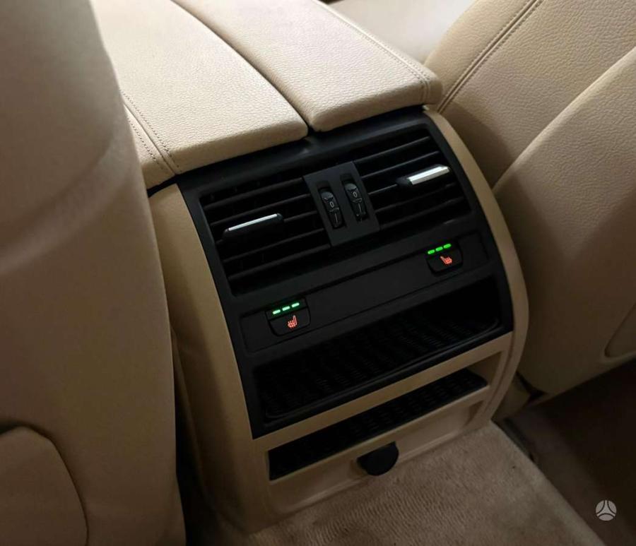 Blue BMW 520 2015 in Marijampole, with an engine capacity of 2.00 L and mileage of 225 thousand km for 9650 €, photo 30 on AUTOMOTO.COM.LV