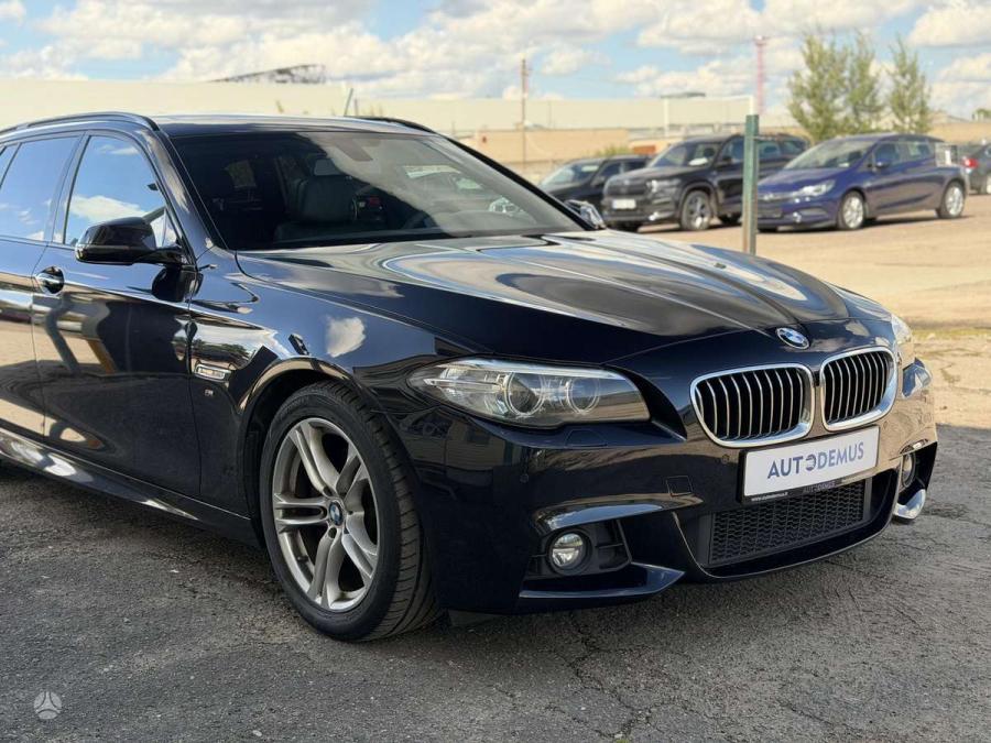 Blue BMW 520 2015 in Mazeikiai, with an engine capacity of 2.00 L and mileage of 328 thousand km for 13500 €, photo 8 on AUTOMOTO.COM.LV