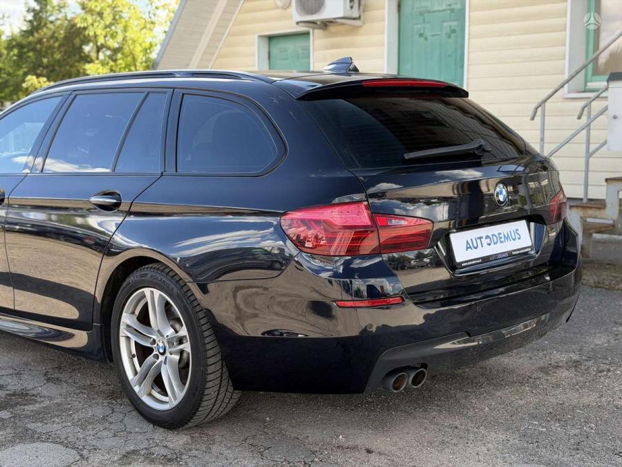 Blue BMW 520 2015 in Mazeikiai, with an engine capacity of 2.00 L and mileage of 328 thousand km for 13500 €, photo 11 on AUTOMOTO.COM.LV