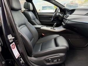 Blue BMW 520 2015 in Mazeikiai, with an engine capacity of 2.00 L and mileage of 328 thousand km for 13500 €, photo 26 on AUTOMOTO.COM.LV