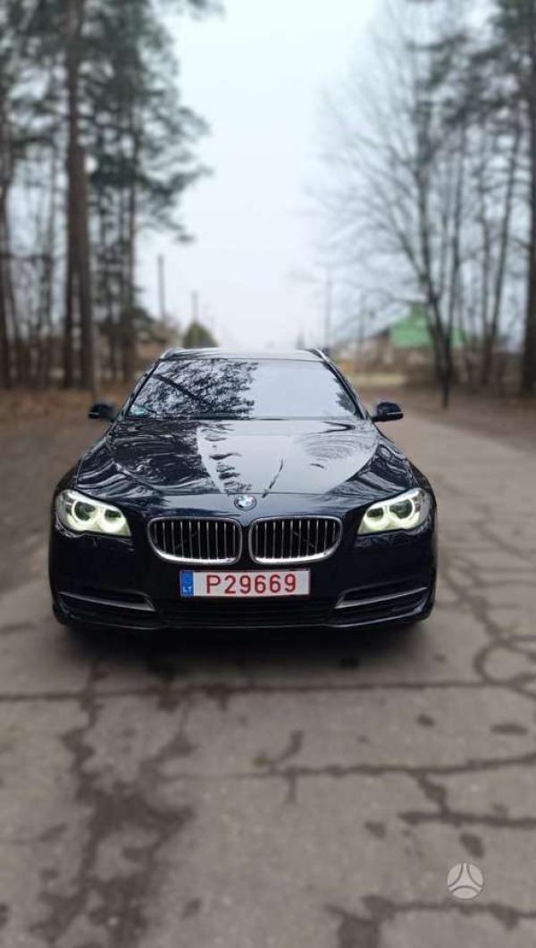 Blue BMW 520 2016 in Alytus, with an engine capacity of 2.00 L and mileage of 203 thousand km for 8350 €, photo 2 on AUTOMOTO.COM.LV
