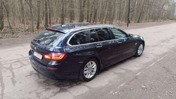 Blue BMW 520 2016 in Alytus, with an engine capacity of 2.00 L and mileage of 203 thousand km for 8350 €, photo 4 on AUTOMOTO.COM.LV