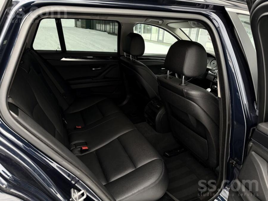 Zils BMW 520 2016 Tukums, ar dzinēja tilpumu 2.00 L un nobraukumu 215 tūkst. km par 13890 €, foto 12 vietnē AUTOMOTO.COM.LV