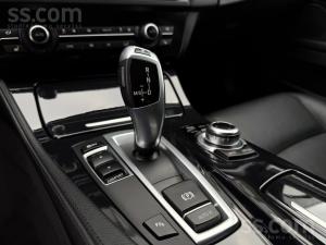 Zils BMW 520 2016 Tukums, ar dzinēja tilpumu 2.00 L un nobraukumu 215 tūkst. km par 13890 €, foto 15 vietnē AUTOMOTO.COM.LV