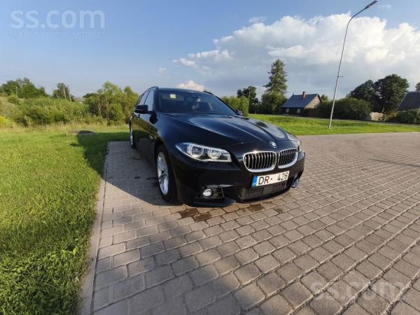 Blue BMW 520 2016 in Tukums, with an engine capacity of 2.00 L and mileage of 281 thousand km for 14500 €, photo 1 on AUTOMOTO.COM.LV