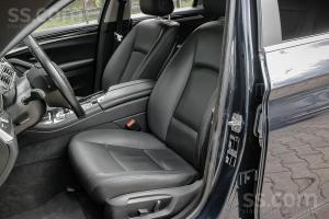 Blue BMW 520 2016 in Tukums, with an engine capacity of 2.00 L and mileage of 219 thousand km for 13700 €, photo 9 on AUTOMOTO.COM.LV