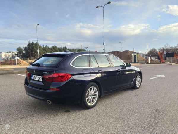 Zils BMW 520 2017 Viļņa, ar dzinēja tilpumu 2.00 L un nobraukumu 240 tūkst. km par 18150 €, foto 5 vietnē AUTOMOTO.COM.LV