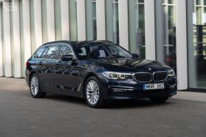 Blue BMW 520 2017 in Vilnius, with an engine capacity of 2.00 L and mileage of 250 thousand km for 17950 €, photo 3 on AUTOMOTO.COM.LV