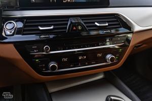 Blue BMW 520 2017 in Vilnius, with an engine capacity of 2.00 L and mileage of 250 thousand km for 17950 €, photo 25 on AUTOMOTO.COM.LV