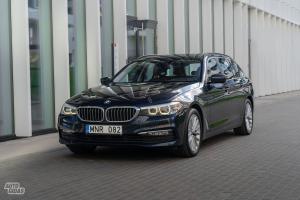 Blue BMW 520 2017 in Vilnius, with an engine capacity of 2.00 L and mileage of 250 thousand km for 17950 €, photo 6 on AUTOMOTO.COM.LV
