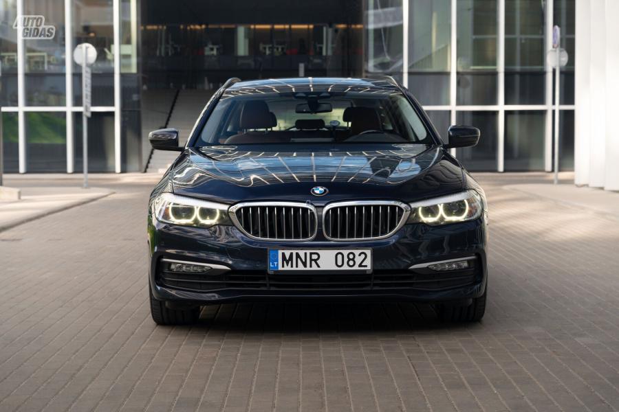 Blue BMW 520 2017 in Vilnius, with an engine capacity of 2.00 L and mileage of 250 thousand km for 17950 €, photo 8 on AUTOMOTO.COM.LV