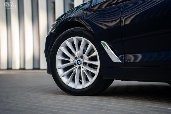 Zils BMW 520 2017 Viļņa, ar dzinēja tilpumu 2.00 L un nobraukumu 250 tūkst. km par 17950 €, foto 9 vietnē AUTOMOTO.COM.LV