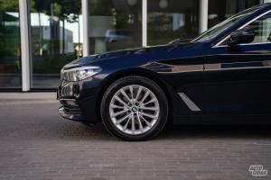Blue BMW 520 2017 in Vilnius, with an engine capacity of 2.00 L and mileage of 250 thousand km for 17950 €, photo 12 on AUTOMOTO.COM.LV