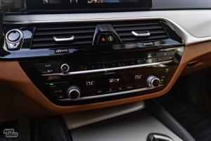 Blue BMW 520 2017 in Vilnius, with an engine capacity of 2.00 L and mileage of 250 thousand km for 17950 €, photo 25 on AUTOMOTO.COM.LV