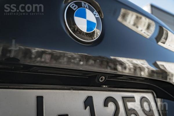 Blue BMW 520 2017 in Riga, with an engine capacity of 2.00 L and mileage of 256 thousand km for 15500 €, photo 9 on AUTOMOTO.COM.LV