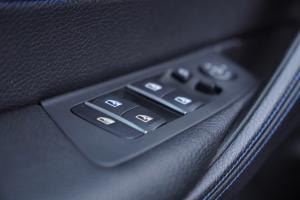 Zils BMW 520 2017 Rīga, ar dzinēja tilpumu 2.00 L un nobraukumu 250 tūkst. km par 19900 €, foto 31 vietnē AUTOMOTO.COM.LV