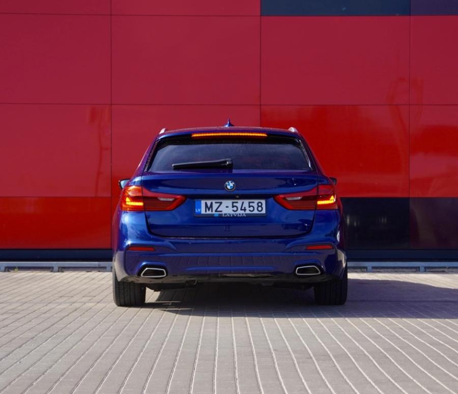 Zils BMW 520 2017 Rīga, ar dzinēja tilpumu 2.00 L un nobraukumu 250 tūkst. km par 19900 €, foto 32 vietnē AUTOMOTO.COM.LV