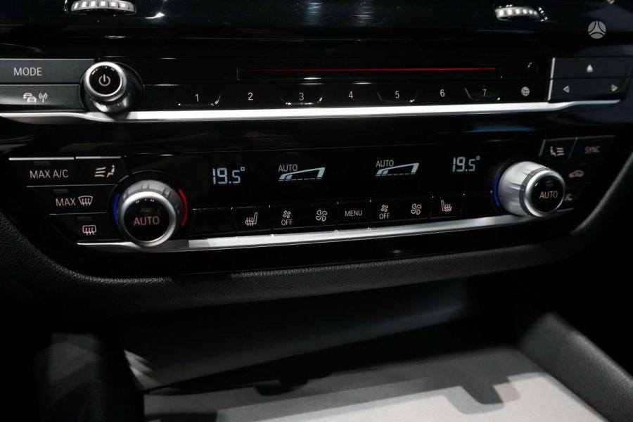 Zils BMW 520 2017 Viļņa, ar dzinēja tilpumu 2.00 L un nobraukumu 245 tūkst. km par 17900 €, foto 22 vietnē AUTOMOTO.COM.LV