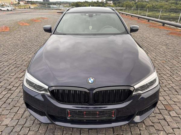 Blue BMW 520 2017 in Kaunas, with an engine capacity of 2.00 L and mileage of 115 thousand km for 19450 €, photo 2 on AUTOMOTO.COM.LV