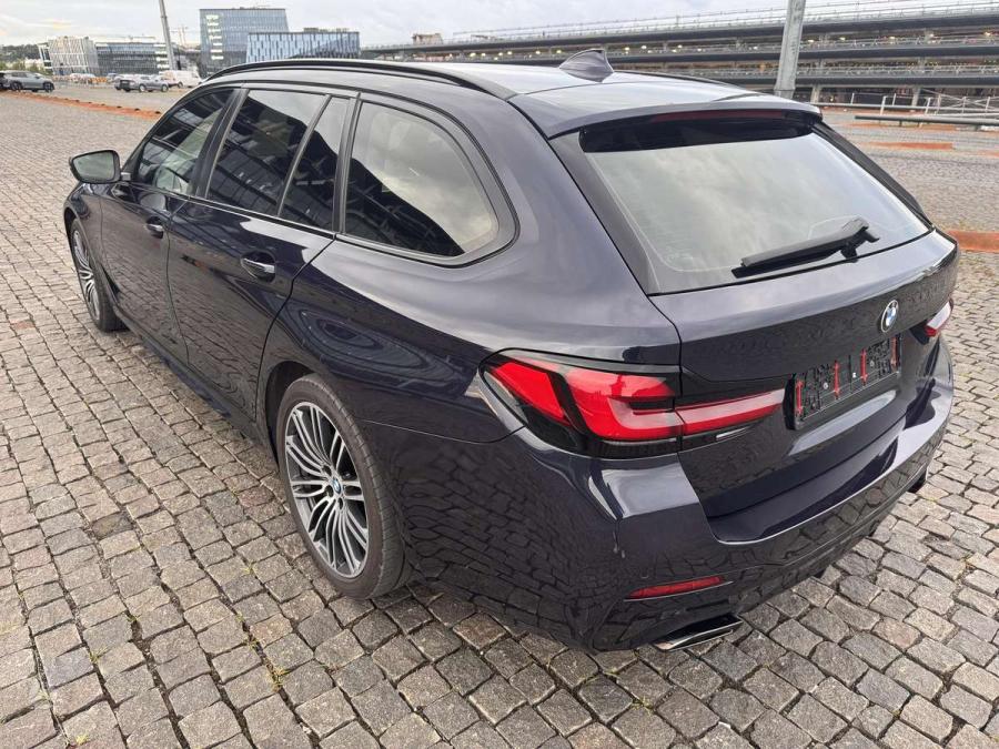Blue BMW 520 2017 in Kaunas, with an engine capacity of 2.00 L and mileage of 115 thousand km for 19450 €, photo 7 on AUTOMOTO.COM.LV