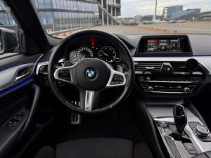 Blue BMW 520 2017 in Kaunas, with an engine capacity of 2.00 L and mileage of 115 thousand km for 19450 €, photo 15 on AUTOMOTO.COM.LV