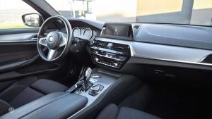 Blue BMW 520 2017 in Kaunas, with an engine capacity of 2.00 L and mileage of 210 thousand km for 16700 €, photo 10 on AUTOMOTO.COM.LV