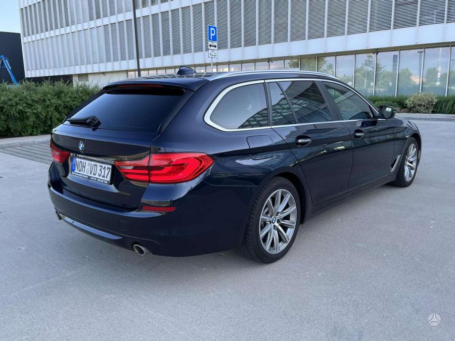 Blue BMW 520 2017 in Vilnius, with an engine capacity of 2.00 L and mileage of 210 thousand km for 17000 €, photo 5 on AUTOMOTO.COM.LV