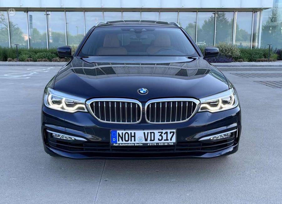 Blue BMW 520 2017 in Vilnius, with an engine capacity of 2.00 L and mileage of 210 thousand km for 17000 €, photo 6 on AUTOMOTO.COM.LV