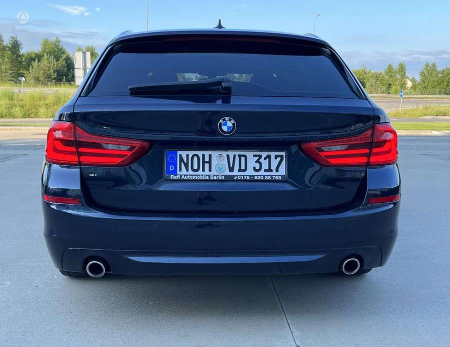 Blue BMW 520 2017 in Vilnius, with an engine capacity of 2.00 L and mileage of 210 thousand km for 17000 €, photo 7 on AUTOMOTO.COM.LV