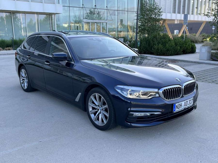 Blue BMW 520 2017 in Vilnius, with an engine capacity of 2.00 L and mileage of 210 thousand km for 17000 €, photo 10 on AUTOMOTO.COM.LV