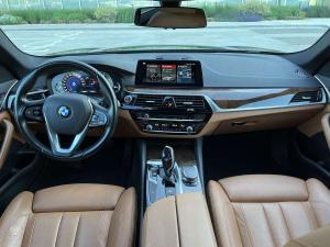 Blue BMW 520 2017 in Vilnius, with an engine capacity of 2.00 L and mileage of 210 thousand km for 17000 €, photo 12 on AUTOMOTO.COM.LV