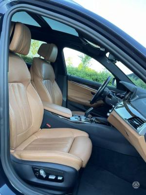 Blue BMW 520 2017 in Vilnius, with an engine capacity of 2.00 L and mileage of 210 thousand km for 17000 €, photo 13 on AUTOMOTO.COM.LV