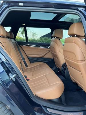 Blue BMW 520 2017 in Vilnius, with an engine capacity of 2.00 L and mileage of 210 thousand km for 17000 €, photo 14 on AUTOMOTO.COM.LV