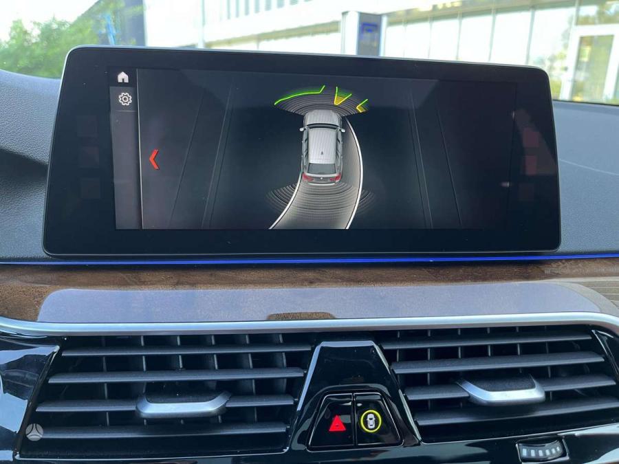 Blue BMW 520 2017 in Vilnius, with an engine capacity of 2.00 L and mileage of 210 thousand km for 17000 €, photo 26 on AUTOMOTO.COM.LV