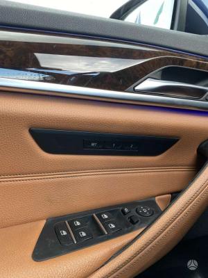 Blue BMW 520 2017 in Vilnius, with an engine capacity of 2.00 L and mileage of 210 thousand km for 17000 €, photo 28 on AUTOMOTO.COM.LV
