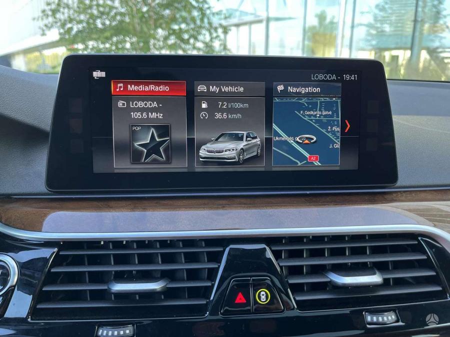 Blue BMW 520 2017 in Vilnius, with an engine capacity of 2.00 L and mileage of 210 thousand km for 17000 €, photo 29 on AUTOMOTO.COM.LV