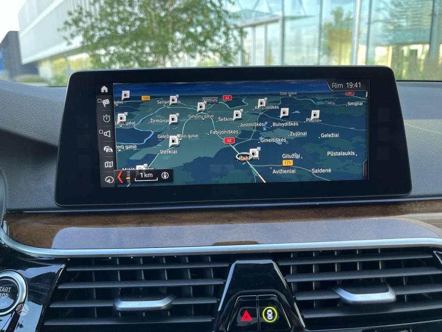 Blue BMW 520 2017 in Vilnius, with an engine capacity of 2.00 L and mileage of 210 thousand km for 17000 €, photo 30 on AUTOMOTO.COM.LV