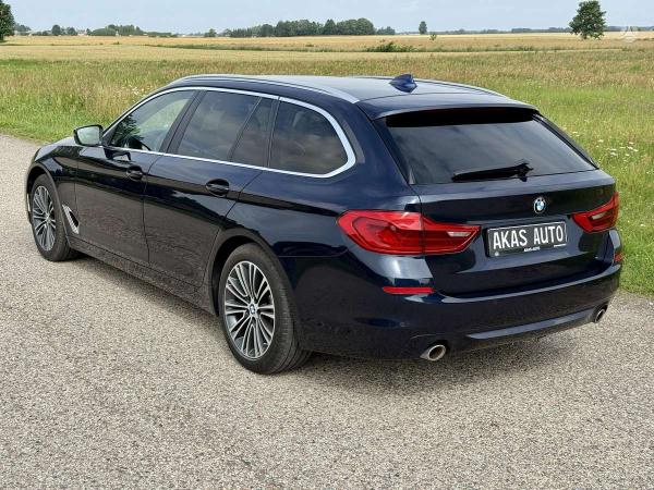 Blue BMW 520 2017 in Vilkaviskis, with an engine capacity of 2.00 L and mileage of 197 thousand km for 15700 €, photo 4 on AUTOMOTO.COM.LV
