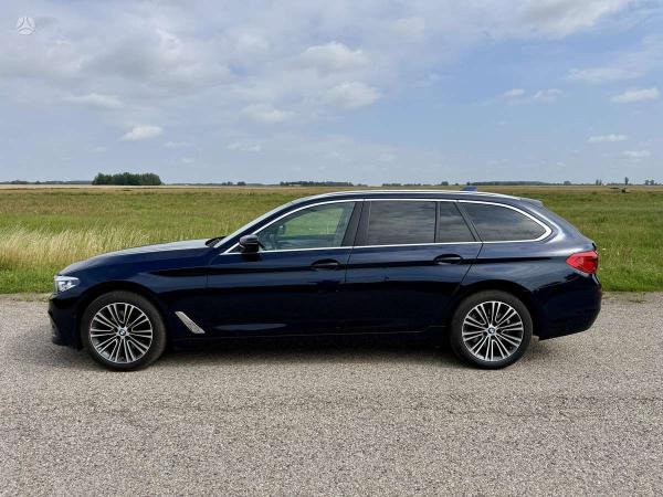 Blue BMW 520 2017 in Vilkaviskis, with an engine capacity of 2.00 L and mileage of 197 thousand km for 15700 €, photo 6 on AUTOMOTO.COM.LV