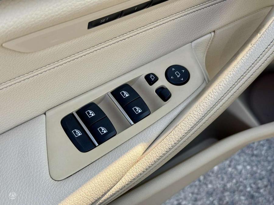 Zils BMW 520 2017 Vilkaviškis, ar dzinēja tilpumu 2.00 L un nobraukumu 197 tūkst. km par 15700 €, foto 17 vietnē AUTOMOTO.COM.LV