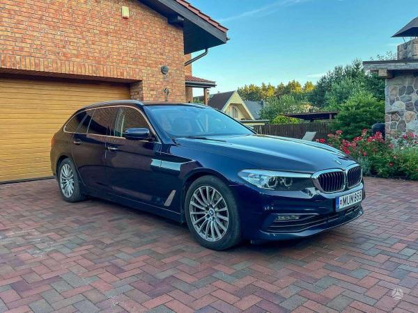Blue BMW 520 2017 in Vilnius, with an engine capacity of 2.00 L and mileage of 315 thousand km for 15600 €, photo 1 on AUTOMOTO.COM.LV