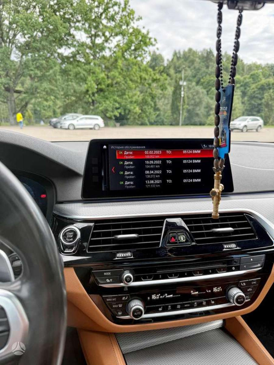 Zils BMW 520 2017 Viļņa, ar dzinēja tilpumu 2.00 L un nobraukumu 238 tūkst. km par 17600 €, foto 14 vietnē AUTOMOTO.COM.LV