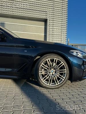 Zils BMW 520 2018 Rīga, ar dzinēja tilpumu 2.00 L un nobraukumu 270 tūkst. km par 16999 €, foto 22 vietnē AUTOMOTO.COM.LV
