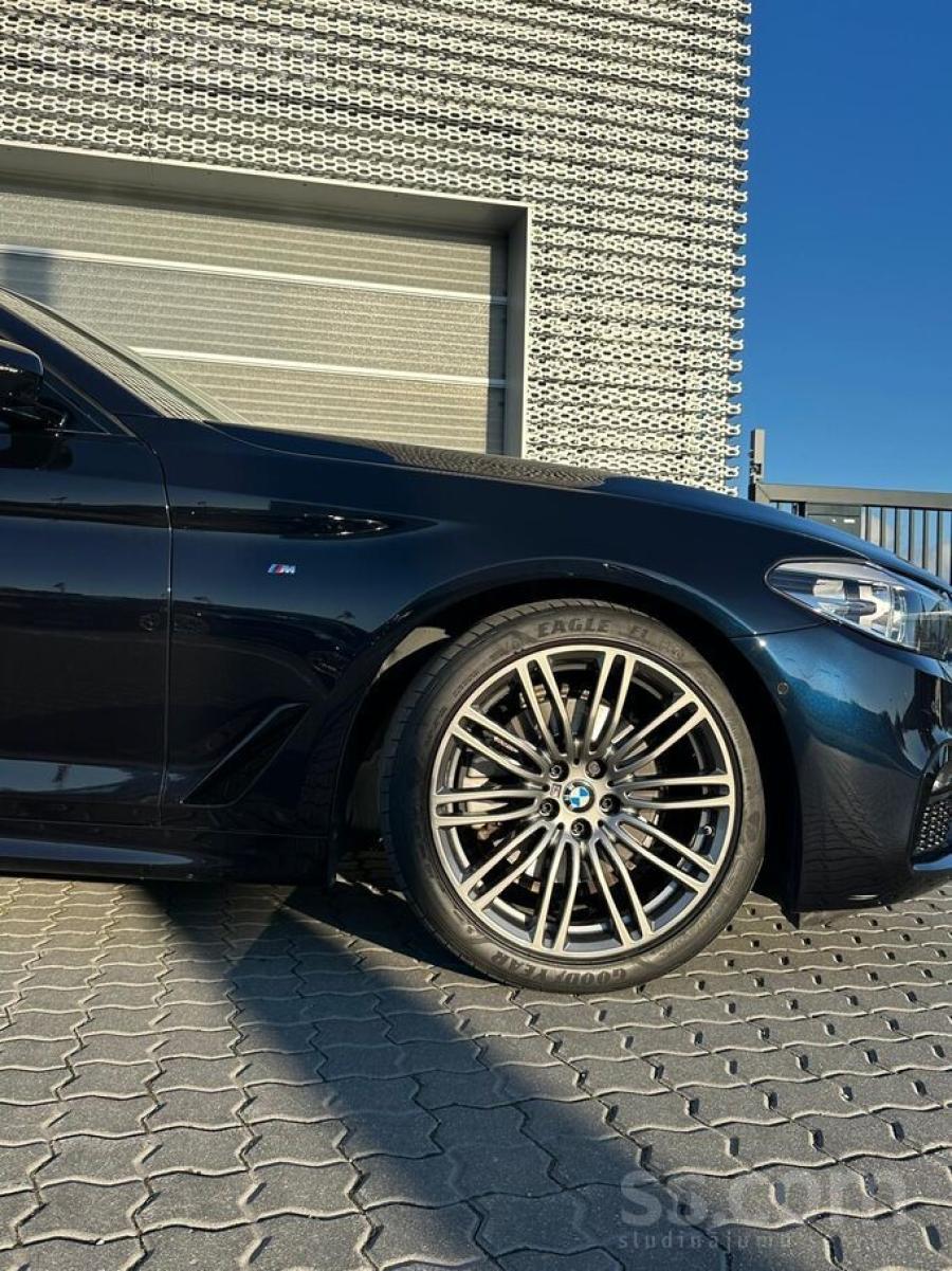 Zils BMW 520 2018 Rīga, ar dzinēja tilpumu 2.00 L un nobraukumu 270 tūkst. km par 16999 €, foto 22 vietnē AUTOMOTO.COM.LV