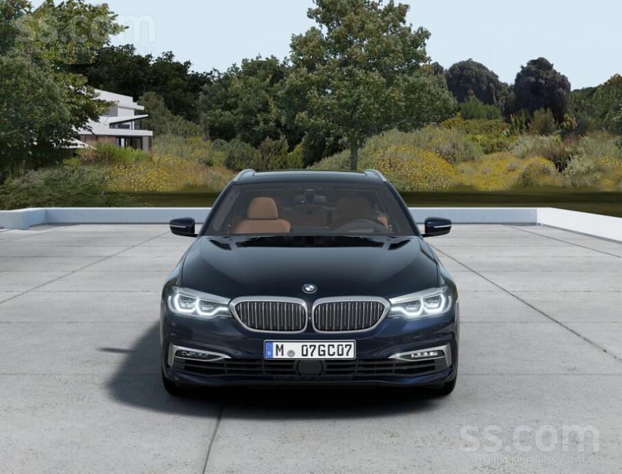Blue BMW 520 2018 in Riga, with an engine capacity of 2.00 L and mileage of 193 thousand km for 19900 €, photo 3 on AUTOMOTO.COM.LV