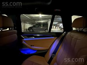 Blue BMW 520 2018 in Riga, with an engine capacity of 2.00 L and mileage of 193 thousand km for 19900 €, photo 26 on AUTOMOTO.COM.LV