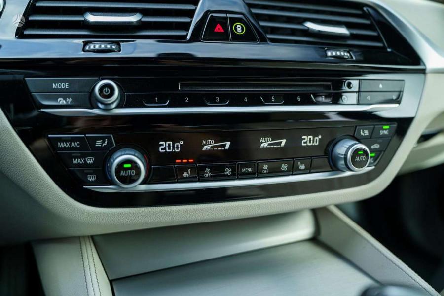 Синий БМВ 520 2018 в Вильнюс, объемом двигателя 2.00 л и пробегом 142 тыс. км за 18900 €, фото 37 на AUTOMOTO.COM.LV