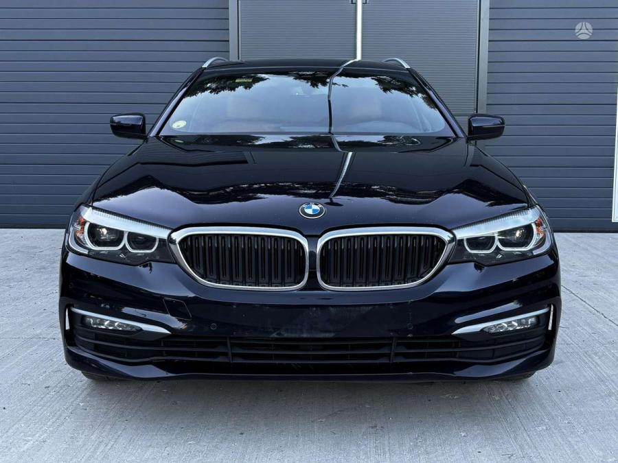 Zils BMW 520 2018 Utena, ar dzinēja tilpumu 2.00 L un nobraukumu 266 tūkst. km par 13450 €, foto 4 vietnē AUTOMOTO.COM.LV
